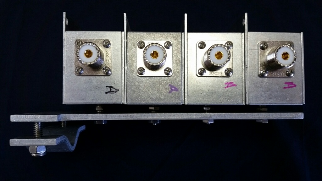 Multiple lightning arresters bracket for the AS-300 series arresters